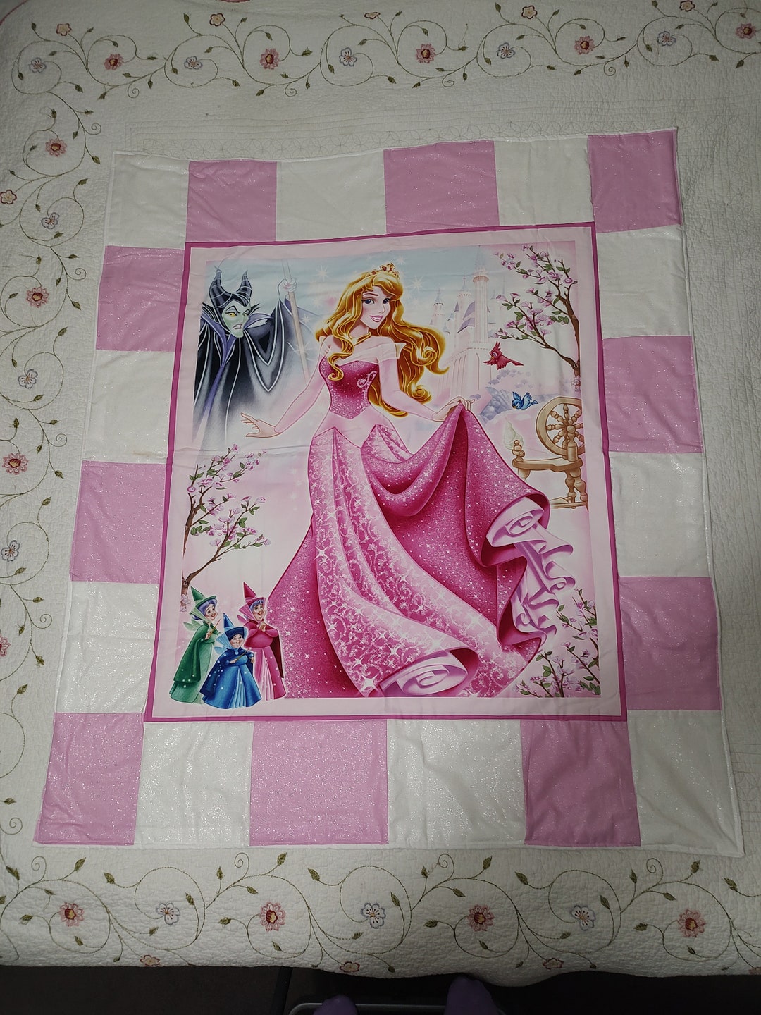 Quilt /throw/ Blanket *disney Princesses Cinderella* - Etsy