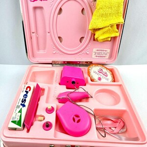Vtg 1973 Mattel Barbie Vanity Carrying Case Pink and White Not Complete ...