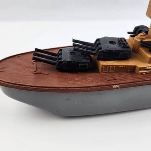 Strombecker 1980s USS New Jersey Battleship 5250 Plastic Model Ship ...