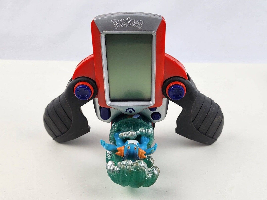Hasbro Pokémon Thinkchip Handheld Electronic Game W/ Loose Figure ...