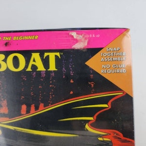 AMT/ERTL Snapfast Batman Returns Batski Boat Model Kit New Sealed 1993 ...