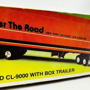 Snap Fit Over the Road Ford CL-9000 Sleeper Lindberg HO Scale Model Kit ...