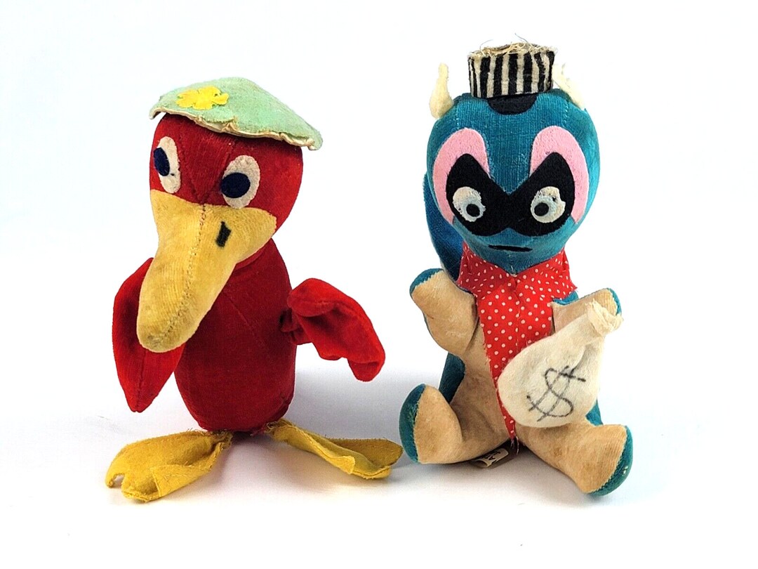 Vintage Felt Plush Animals Blue Squirrel Bank Robber & Pelican W/ Hat ...