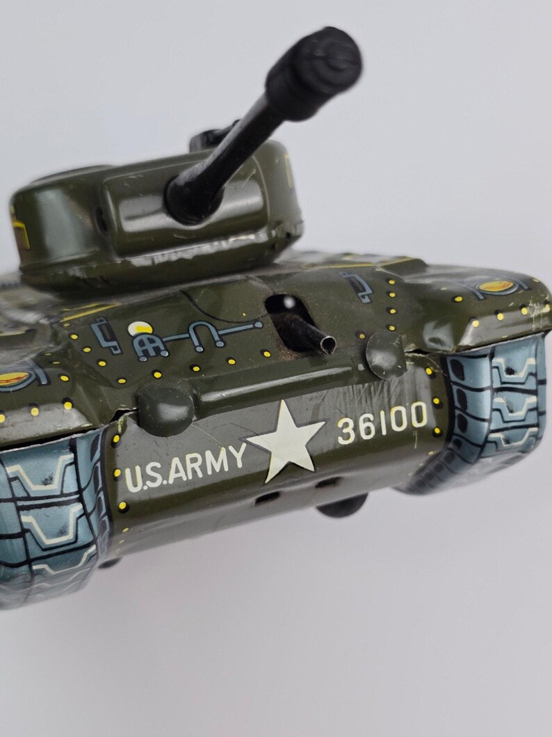 Vintage Tin M-4 U.S. Army Tank Friction Motor Toy Japan - Hard to Push ...