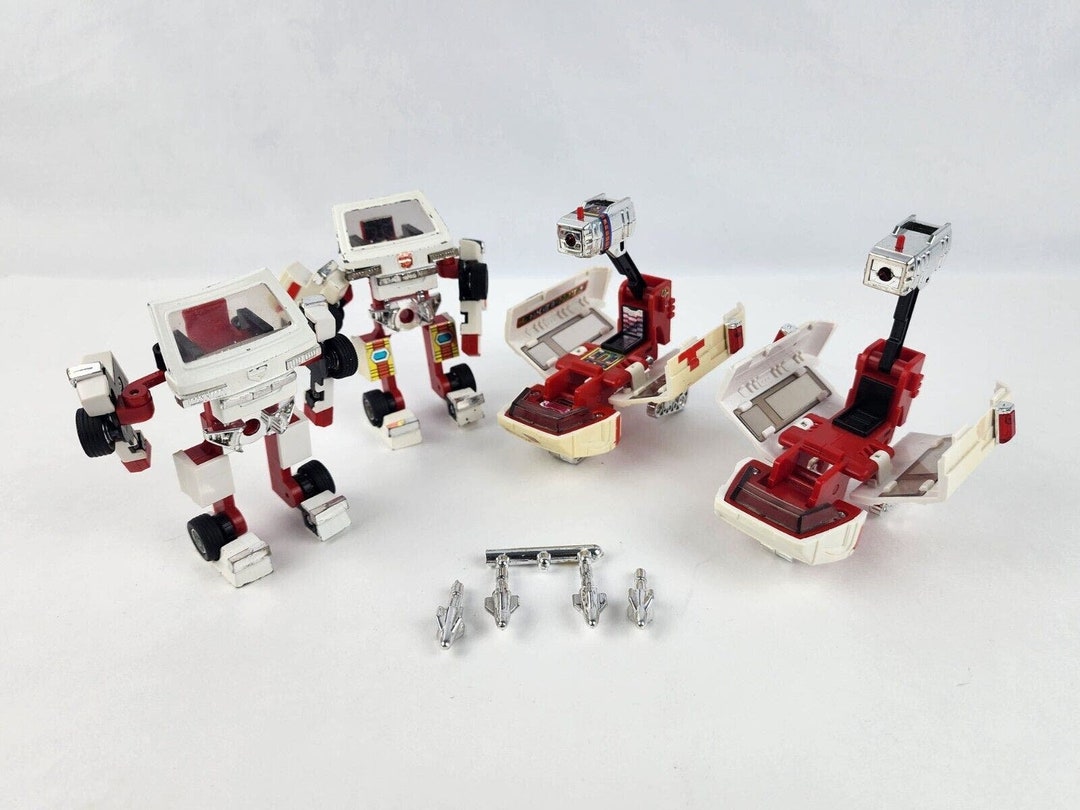 Transformers G1 Ratchet Lot 2x Ambulance Incomplete Very Good & Fair ...