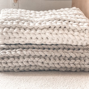 Winter - CROCHET PATTERN - Jumbo Yarn Knit Stitch Blanket - 3 Sizes! - Etsy