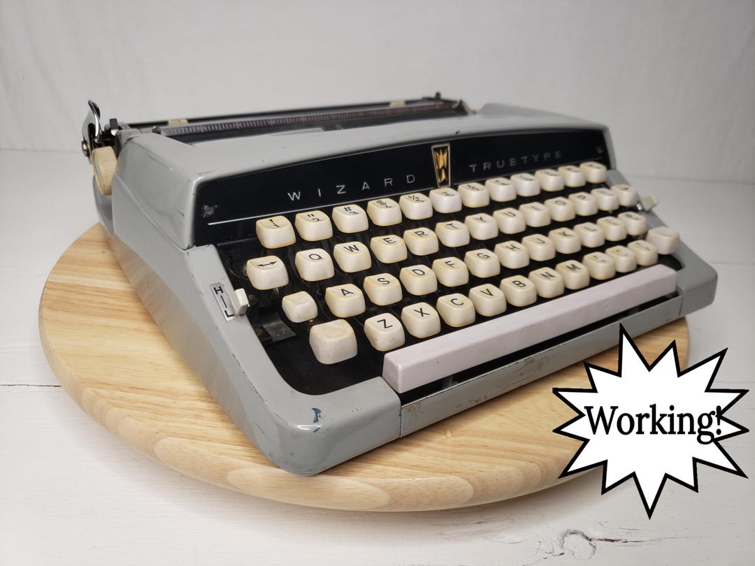 Ultra-portable 1960s Brother "wizard Truetype" Working Typewriter ...