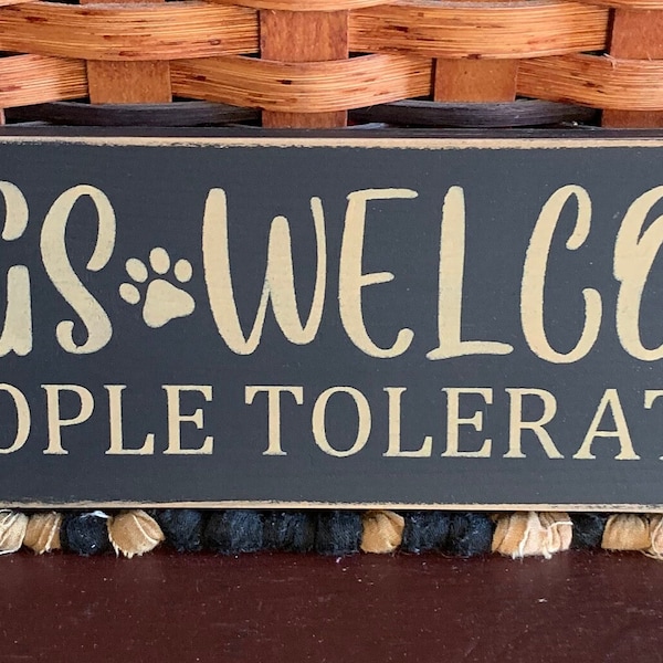 Dogs Welcome Sign - Etsy