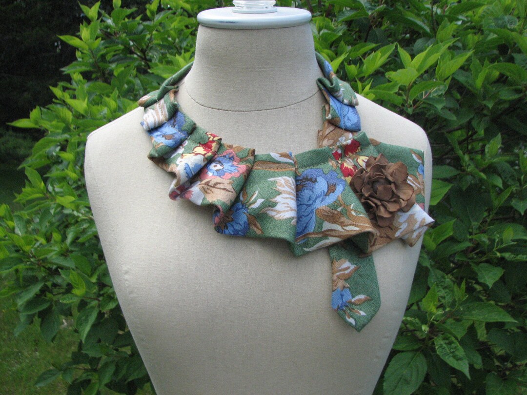 NEW Necktie Ascot Ladies Ascot Ruffled Scarf - Etsy UK