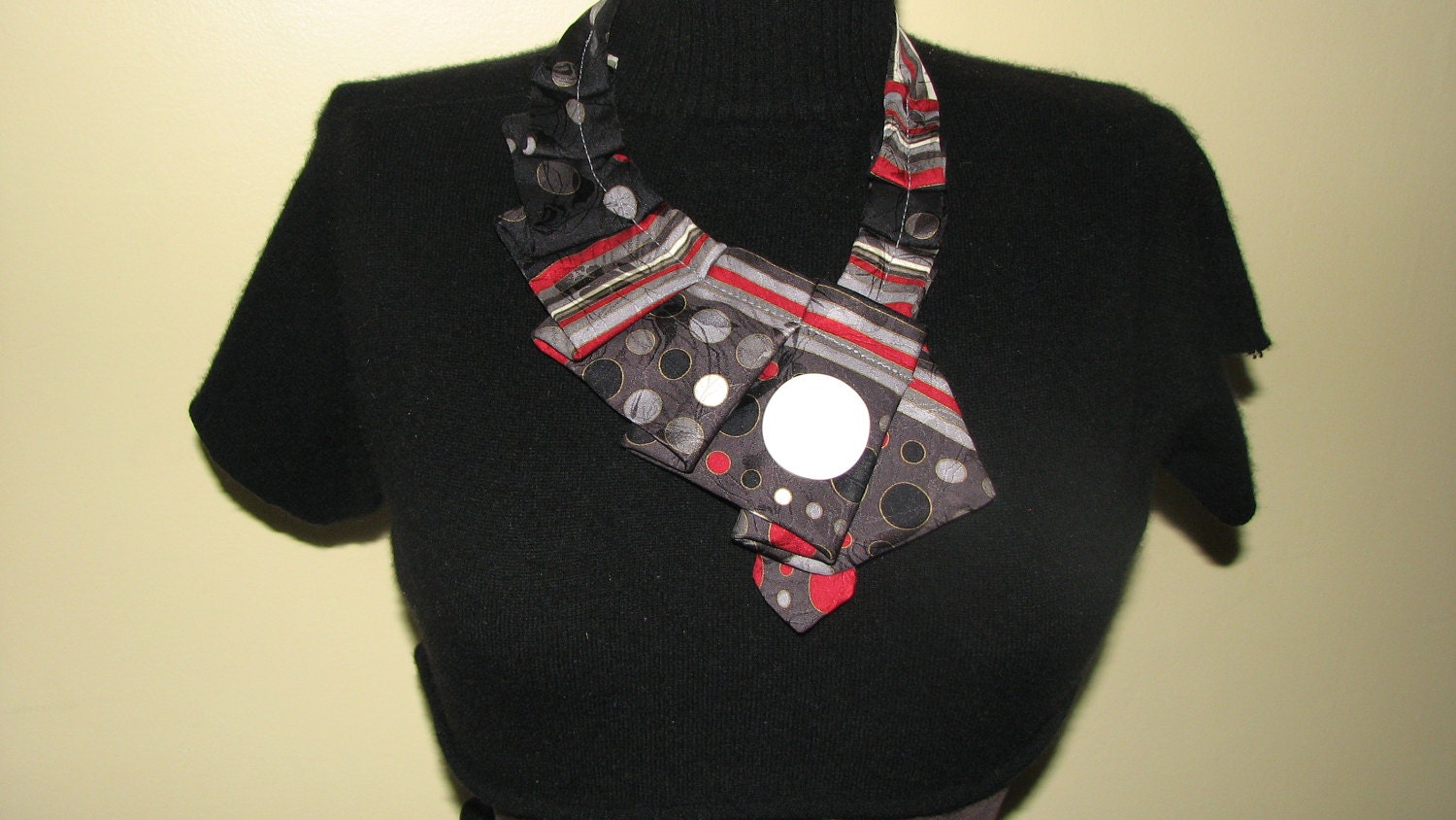 NEW - Pleated Ascot - Necktie Ascot - Ruffled Ascot - Silk Ascot ...