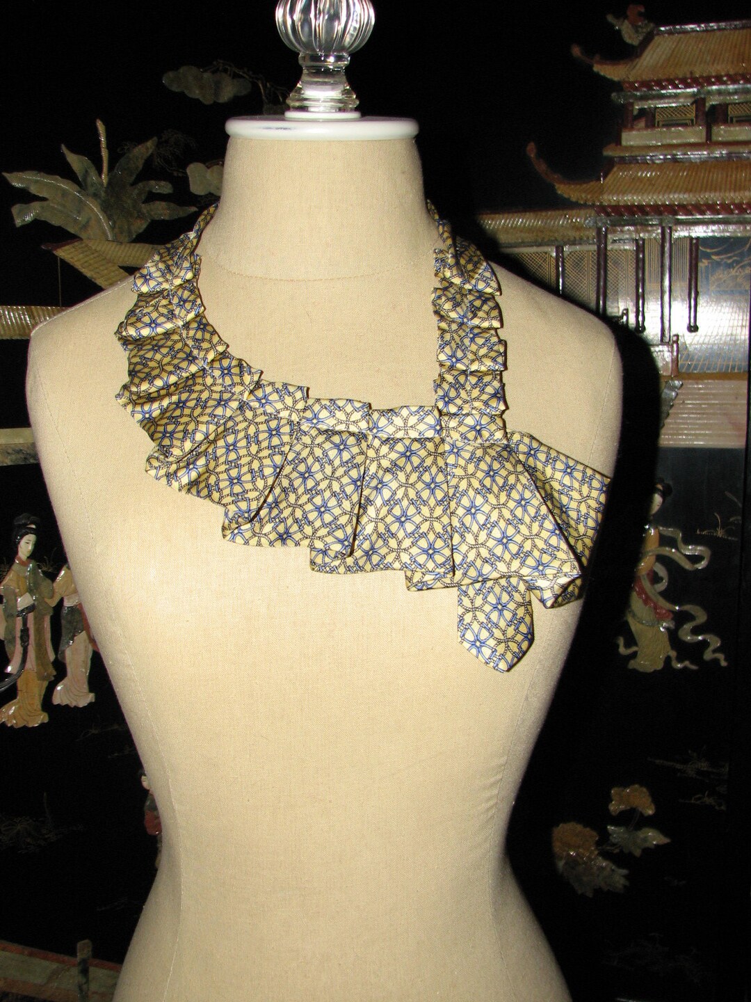 Pleated Silk Ascot - Ruffled Neck Scarf - Silk Necktie Accessory ...
