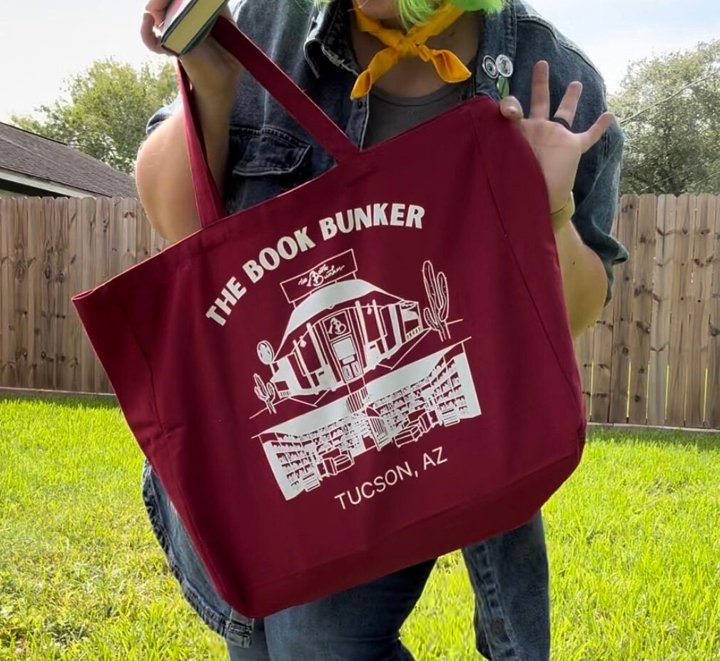 Night’s Edge Book Bunker Tote Liz Kerin X Kayleigh Creates Collab - Etsy