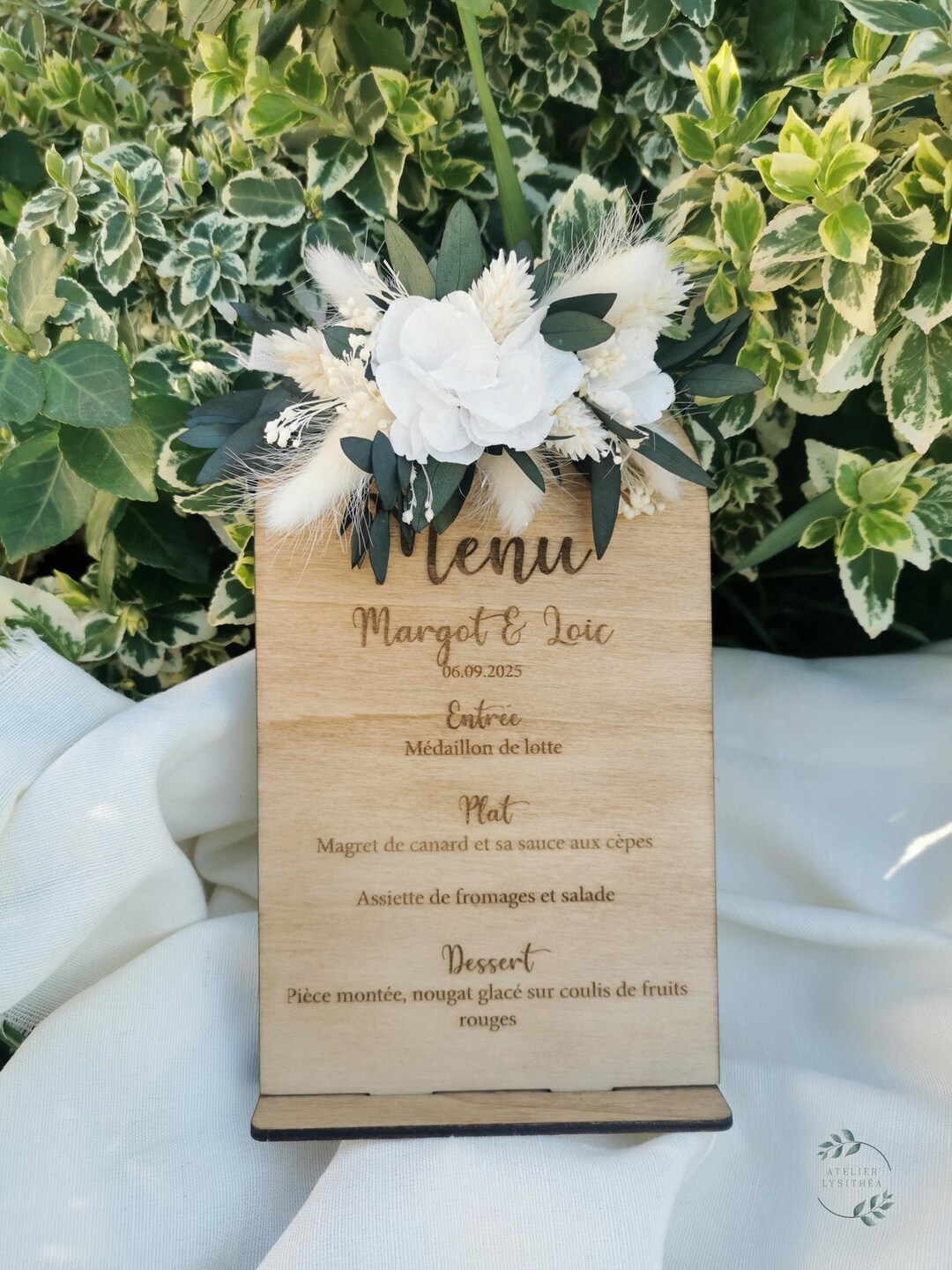 COLLAB Atelier Lysithéa X Woods Whisper // Menu Sign Wedding Decoration ...