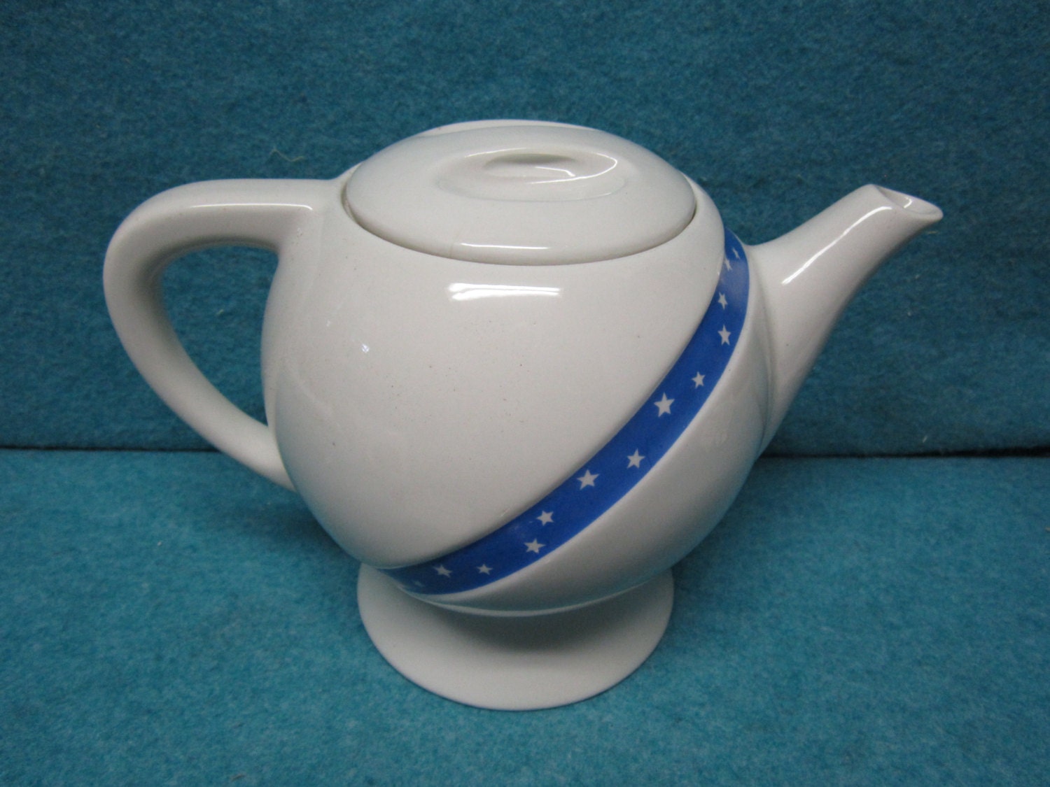Hall China Sash Tea Pot Drip-o-lator Blue and White Stars - Etsy