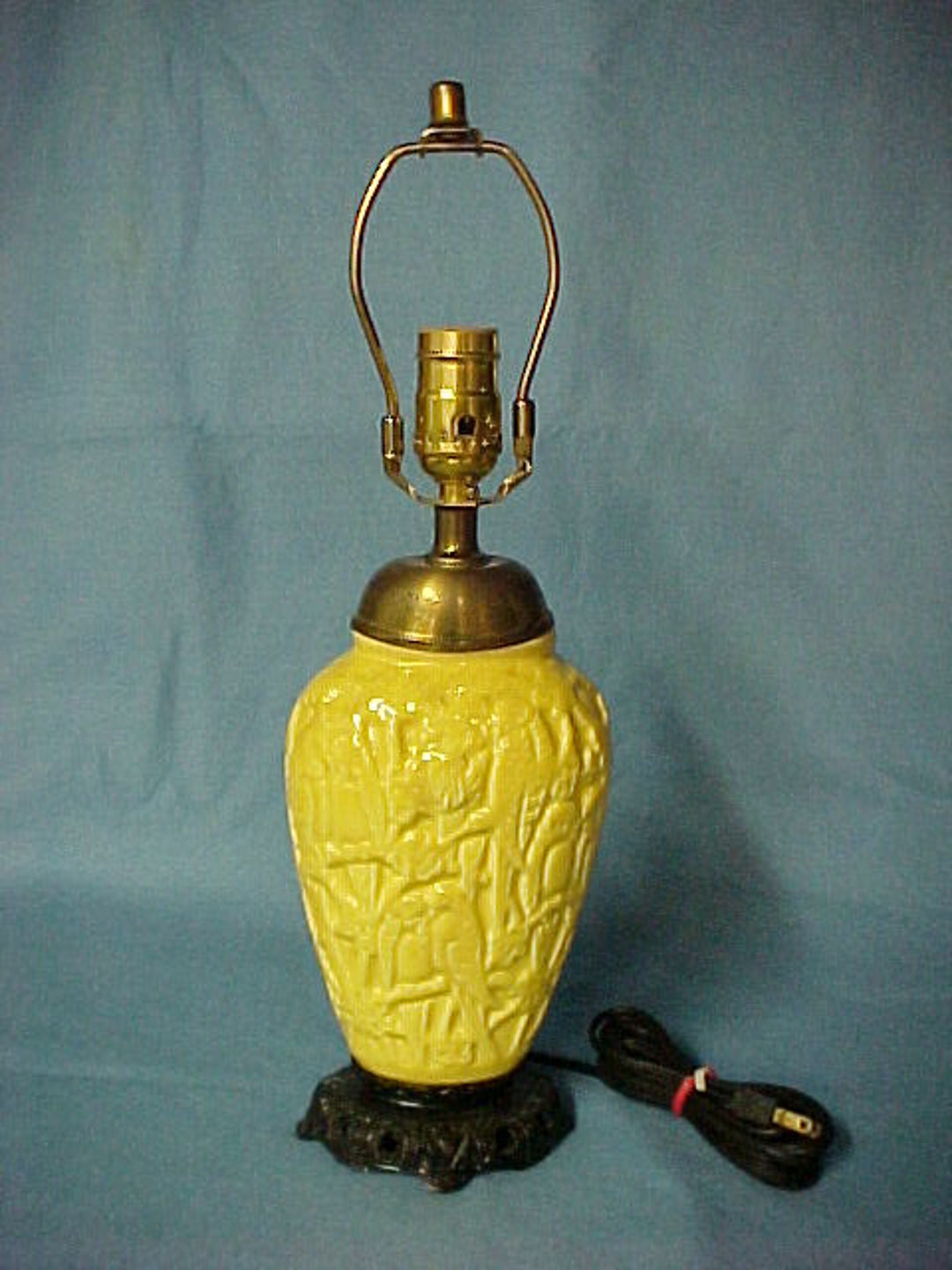 Stangl Muncie Pottery Consolidated Lovebirds Small Lamp Gloss Yellow ...