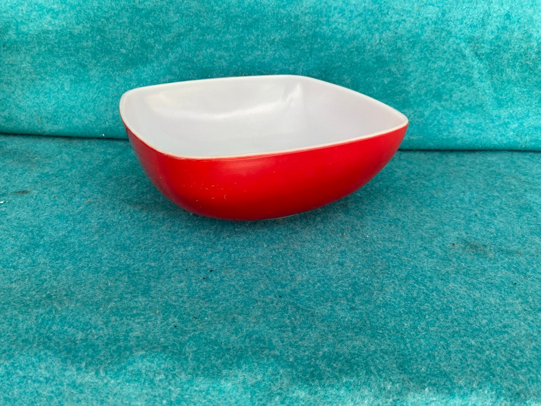 Pyrex Glass Oven & Table 9" Large Red Casserole - Etsy