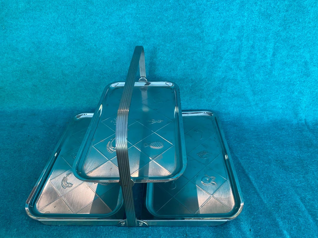 Chase Chrome Art Deco Three Part Folding Tray With Embossed Decorations ...