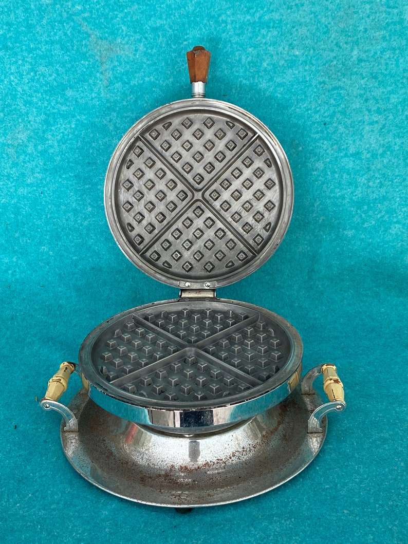 Royal Rochester Robeson China Waffle Iron Maker Red Poppy Porcelain Art ...