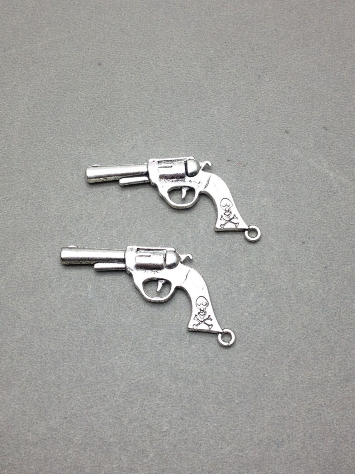 20 Pcs of Antique Silver Mini Pistol Gun Charms Revolver Charm - Etsy