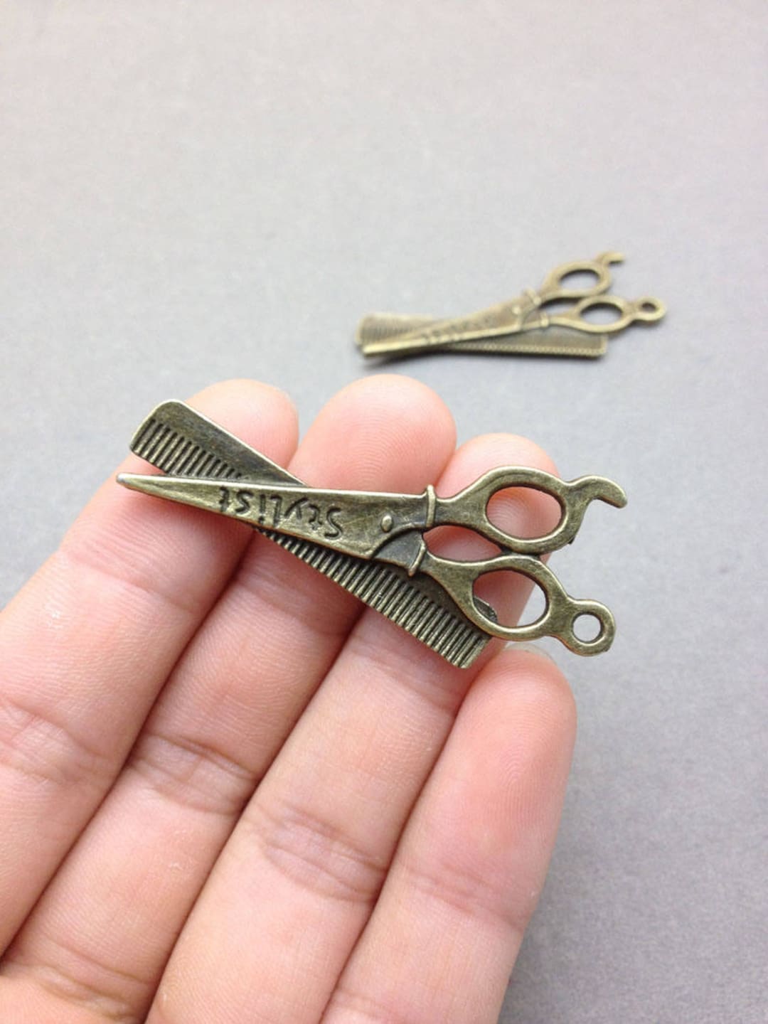10 Pcs of Antique Bronze Barber Shop Stylist Scissors Charms 21mmx53mm ...