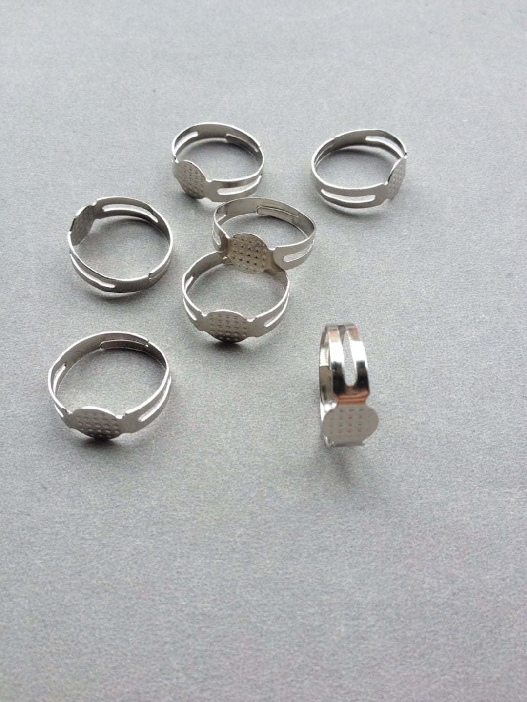 100 Pcs of White K Adjustable Ring Bases With 8mm Pad - Etsy