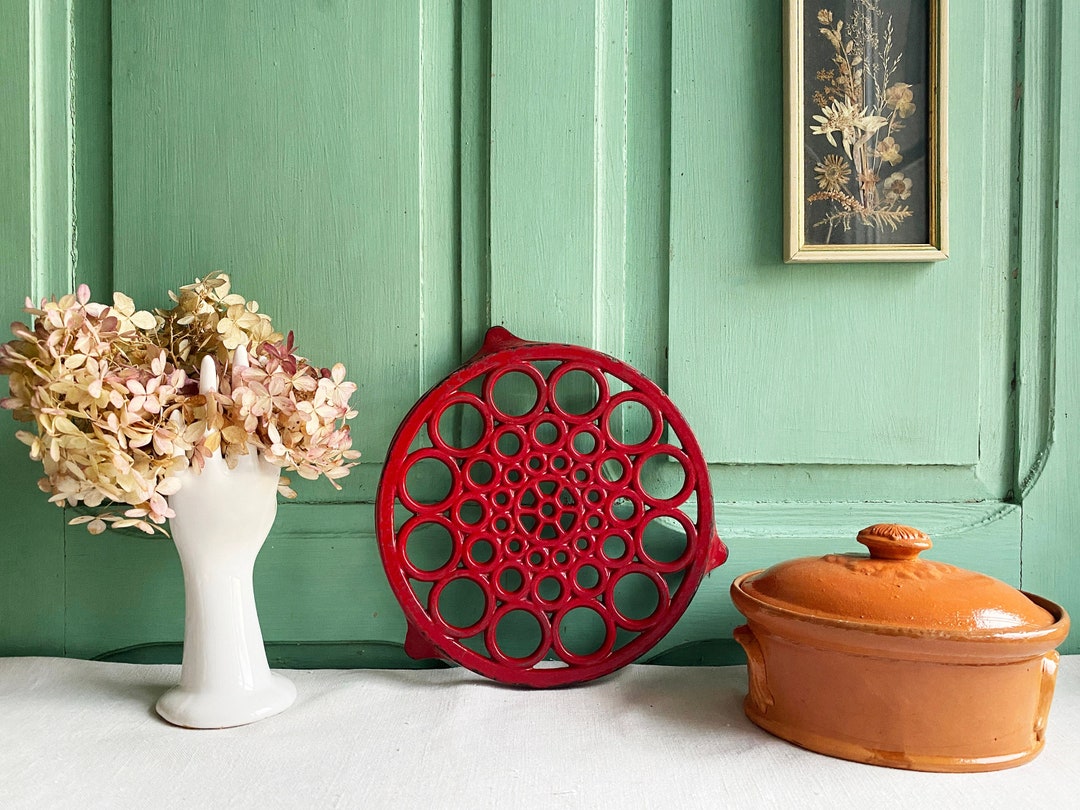 Vintage Cast Iron French Trivet-shabby Chic-rustic Pot Holder-enamel ...