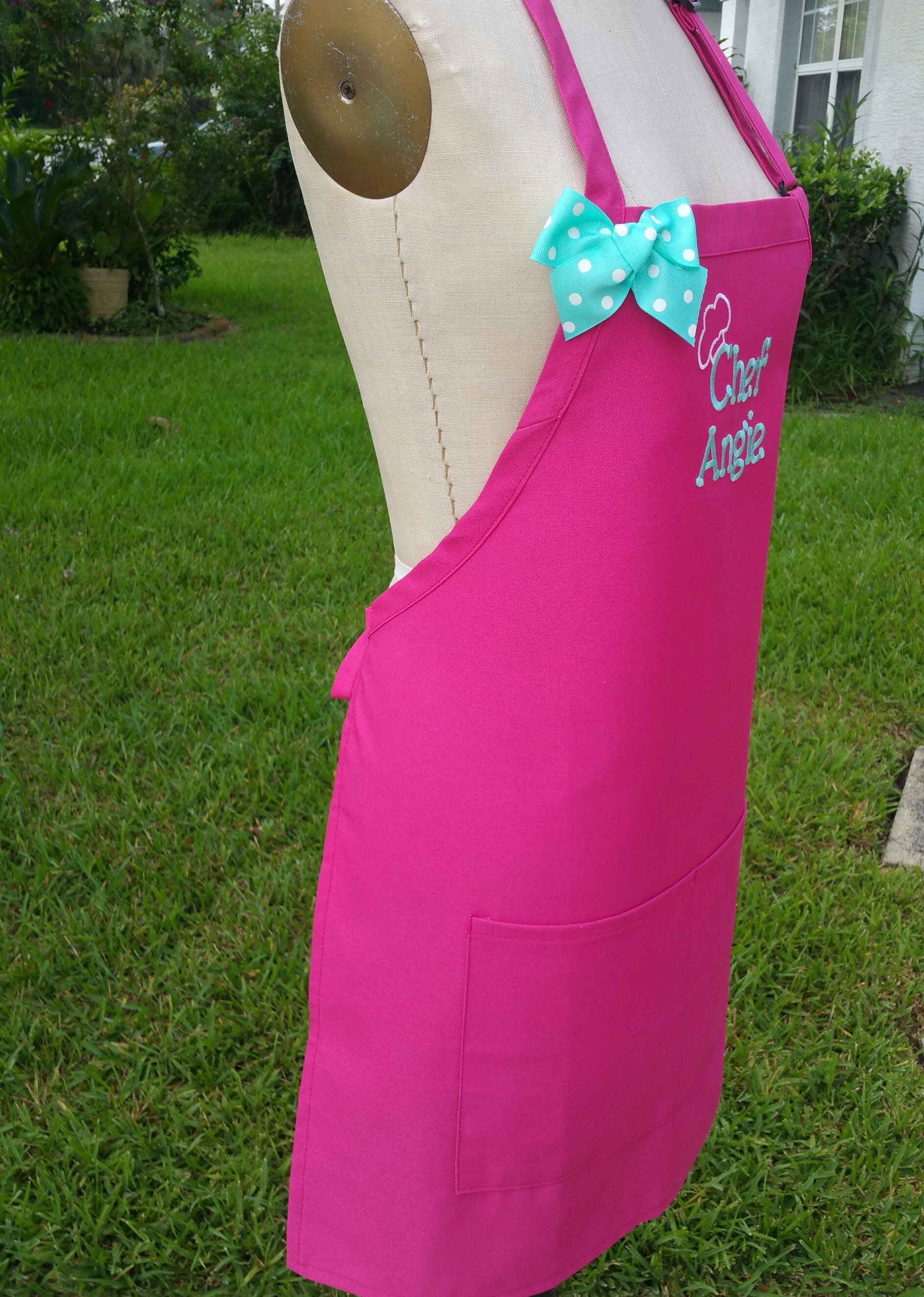 Fuchsia Apron embroidery in Aqua thread / Hot-Pink with aqua | Etsy