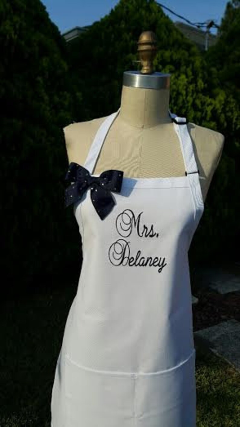 Wedding Apron/ White and Navy Apron/ New Mrs. Apron / Elegant - Etsy
