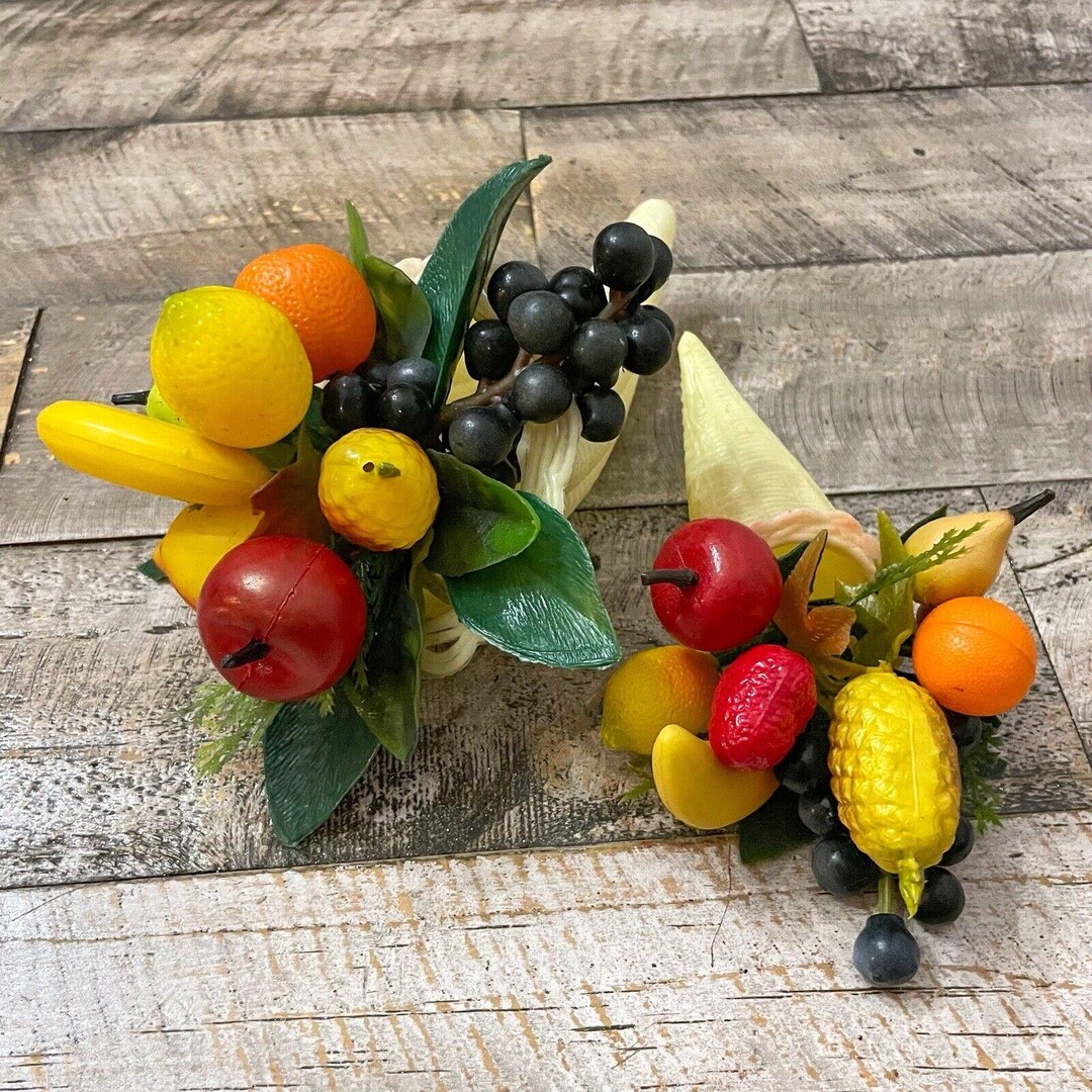 Vintage Plastic Thanksgiving Cornucopias for Crafts Decor With Fruit ...