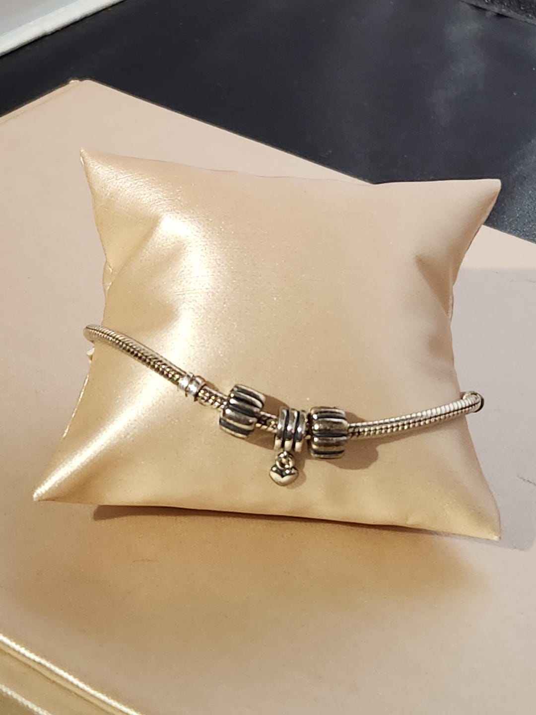 Pandora Silver Iconic Barrel Clasp Snake Chain 8.25" Includes 2 Puffed ...