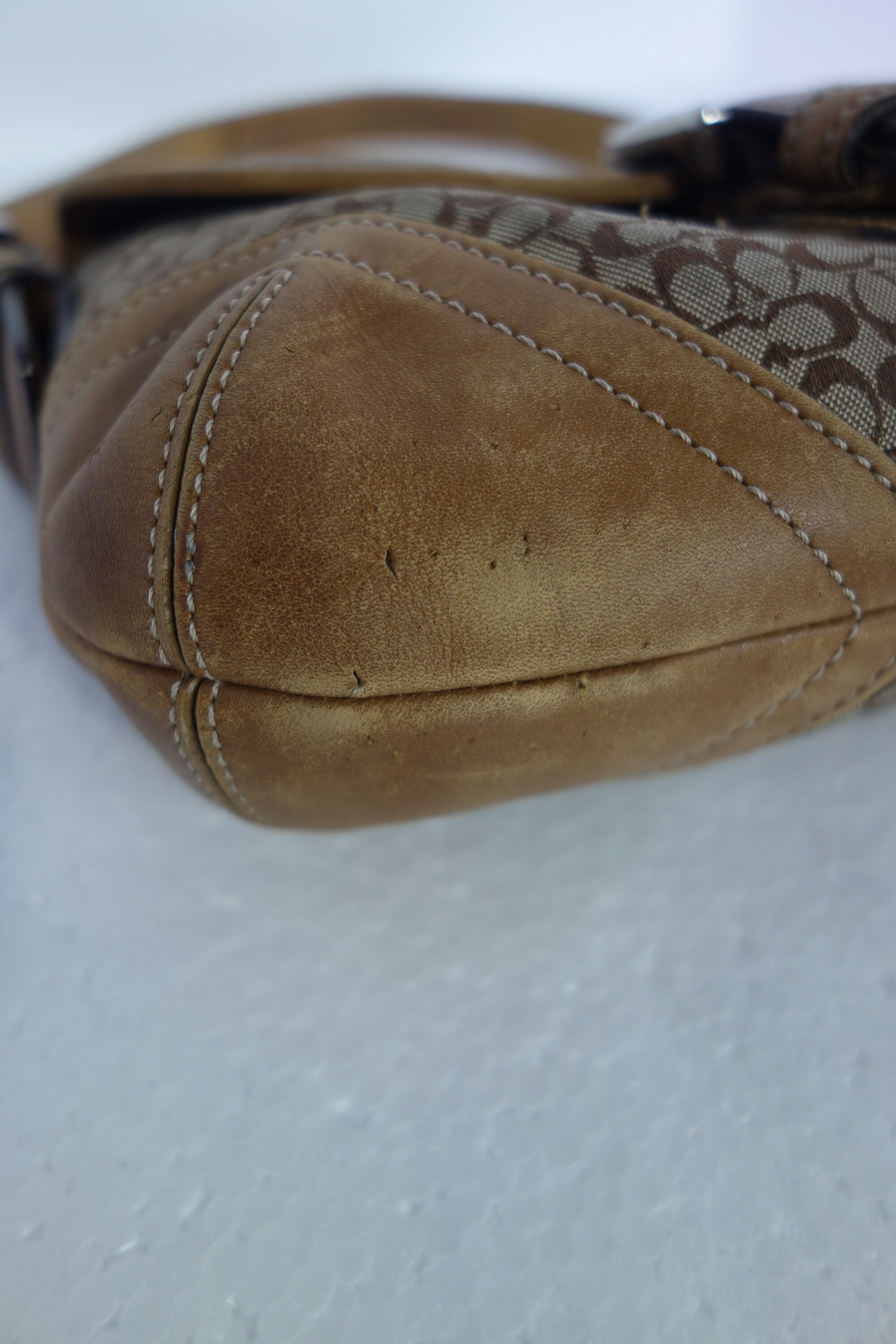 Vintage COACH Signature Soho Flap 6818 Khaki/tan Leather and Jacquard ...