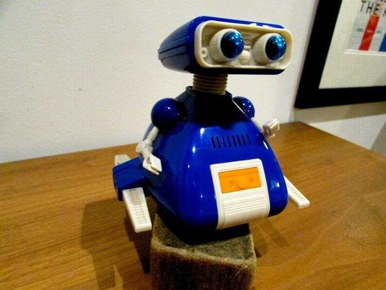 RAREST Tomy Battery Powered Robot Dingbot,millennial Version - Working ...