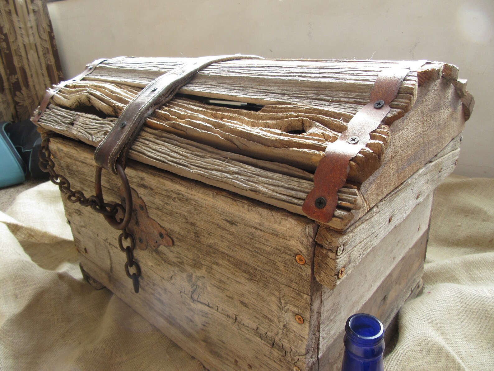 Treasure Chest Professional Looking Prop Treasure Hunt Pirate Treasure ...