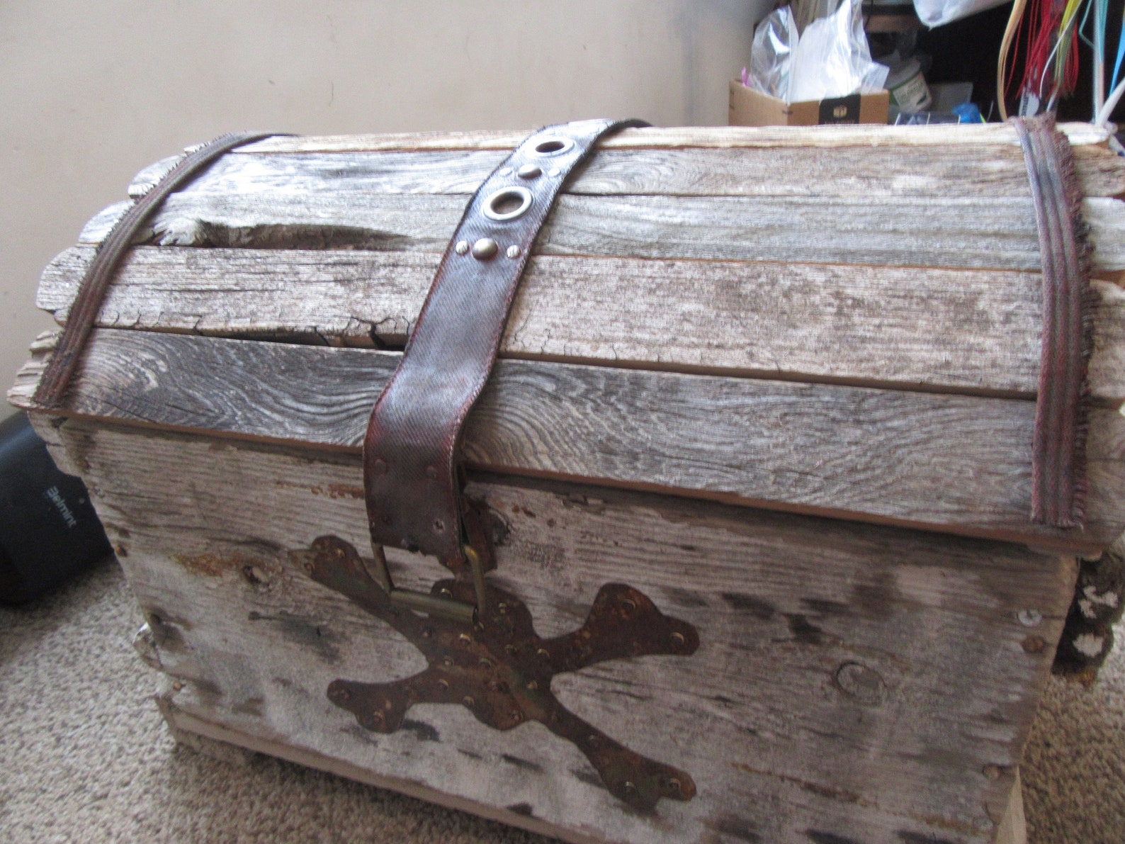 Treasure Chest Professional Looking Prop Treasure Hunt Pirate Treasure ...