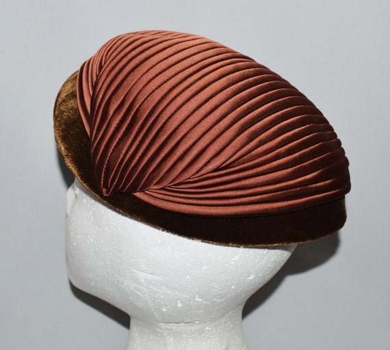 Vintage Hat - 1940s, Turban-Style Hat with Rich Brown… - Gem
