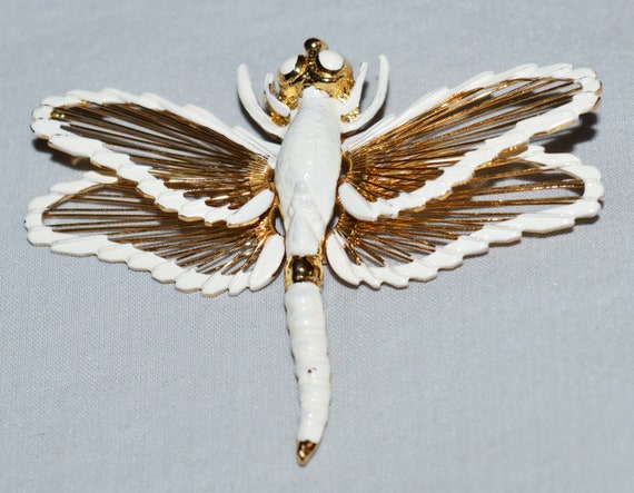 Monet dragonfly brooch store
