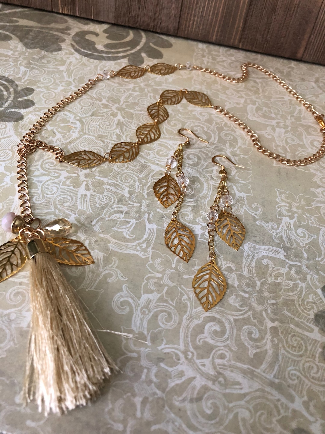 Delicate Leaves Chain Set With Tassel - Gold Plated Chain - Dangle ...