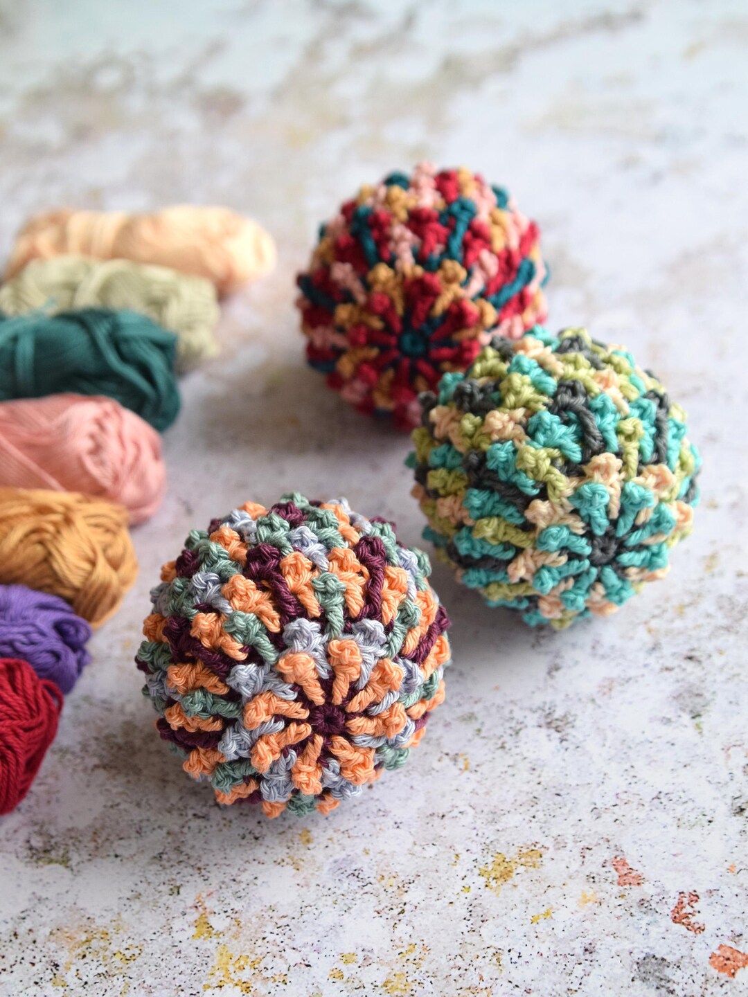 Crochet Bauble Pattern: Overlay Stitch Christmas Ornament (PDF Pattern ...