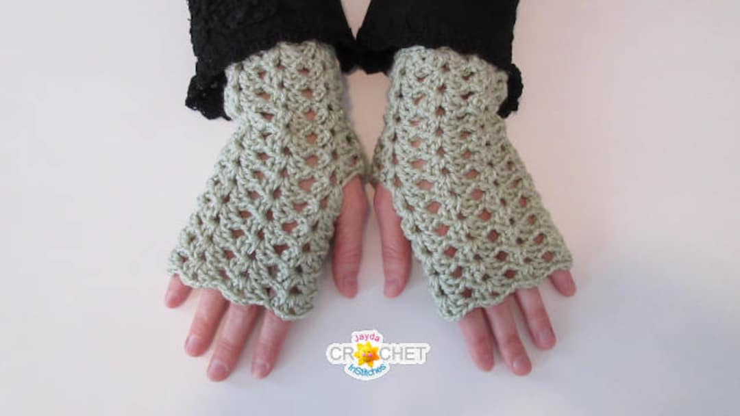 Lacy Fingerless Gloves Crochet PATTERN PDF - Texting Gloves With ...
