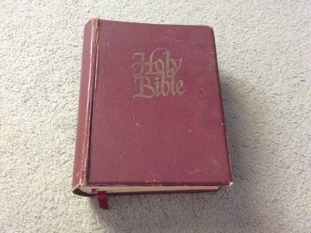 Nun's Large Catholic BIBLE Pope Leo XIII and Pope Pius XII ...