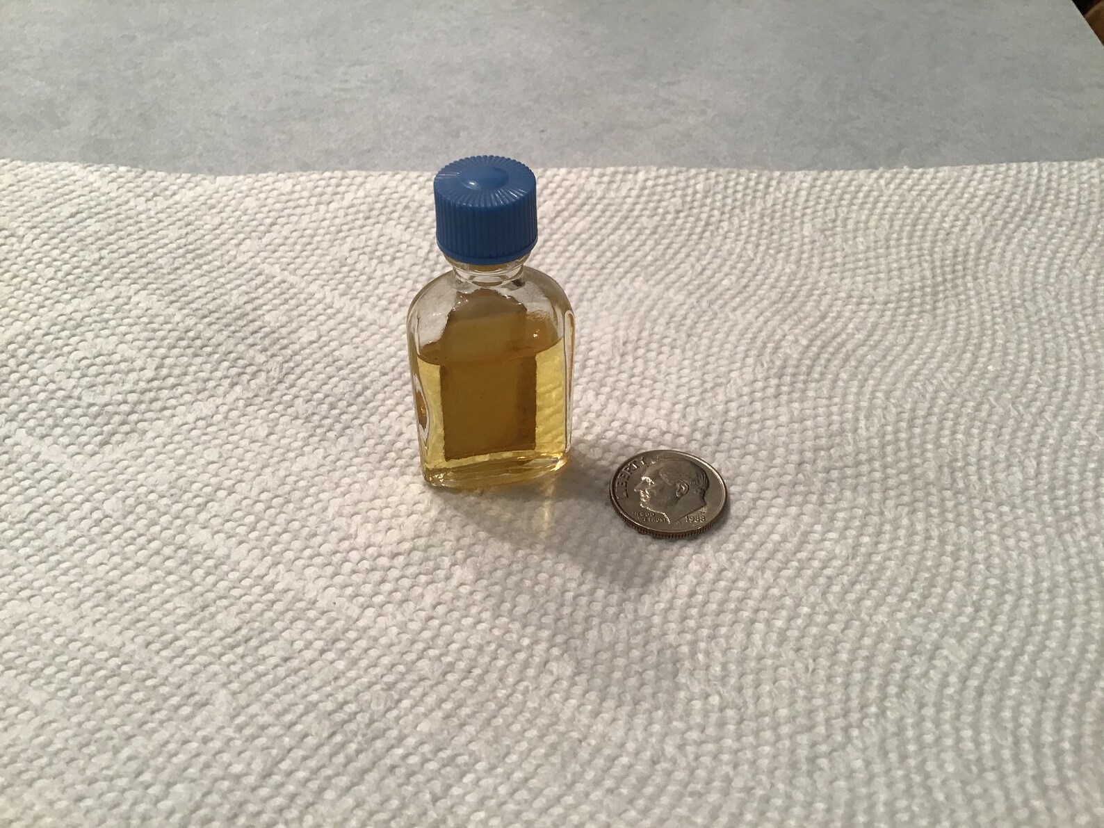 1/2++ Full Original RADIO GIRL Perfume Bottle ~ Art Deco ~ Rare Vintage ...