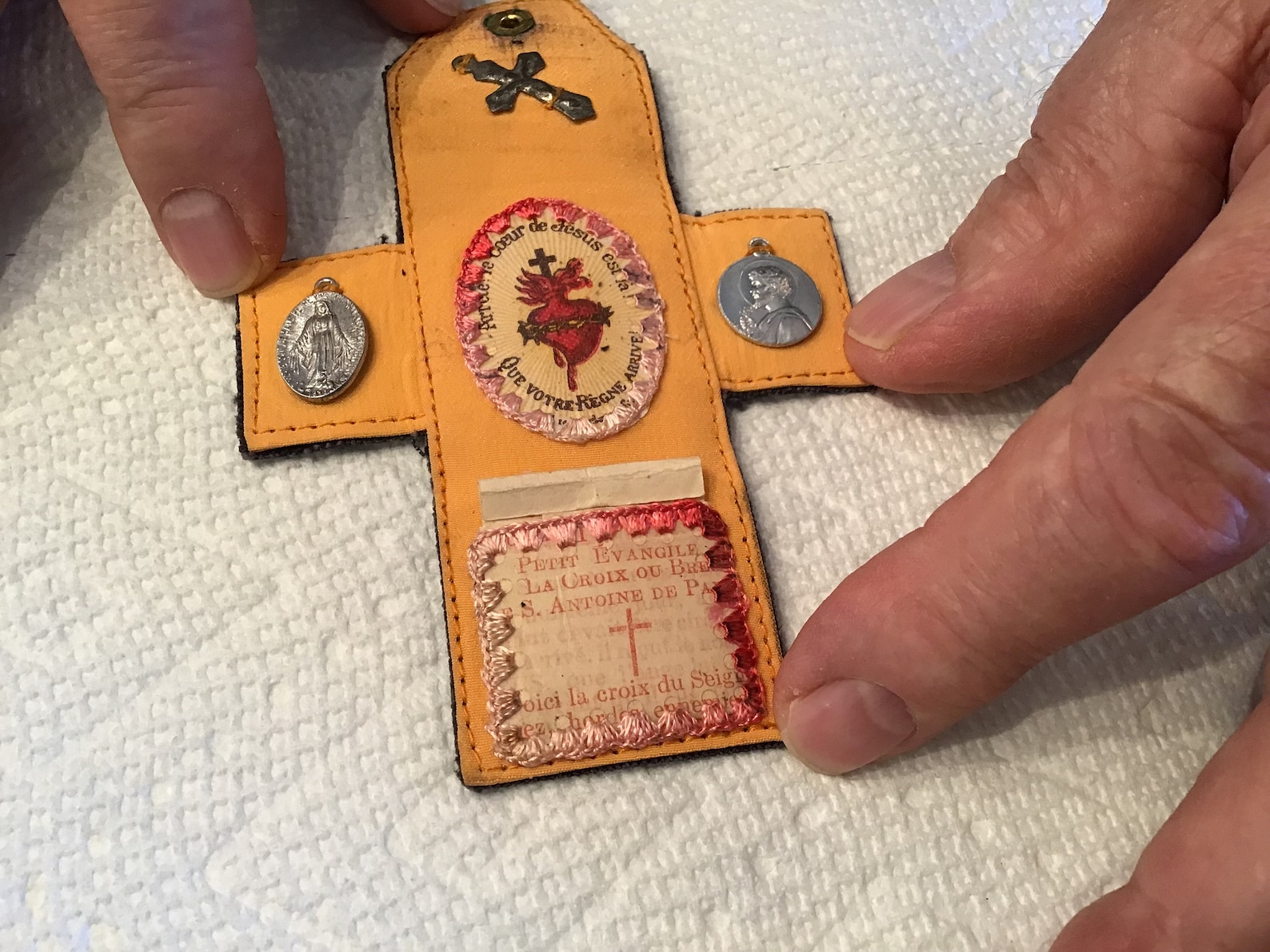 Antique Leather Sacred Heart Medals Crucifix Oratory Pocket Prayer ...