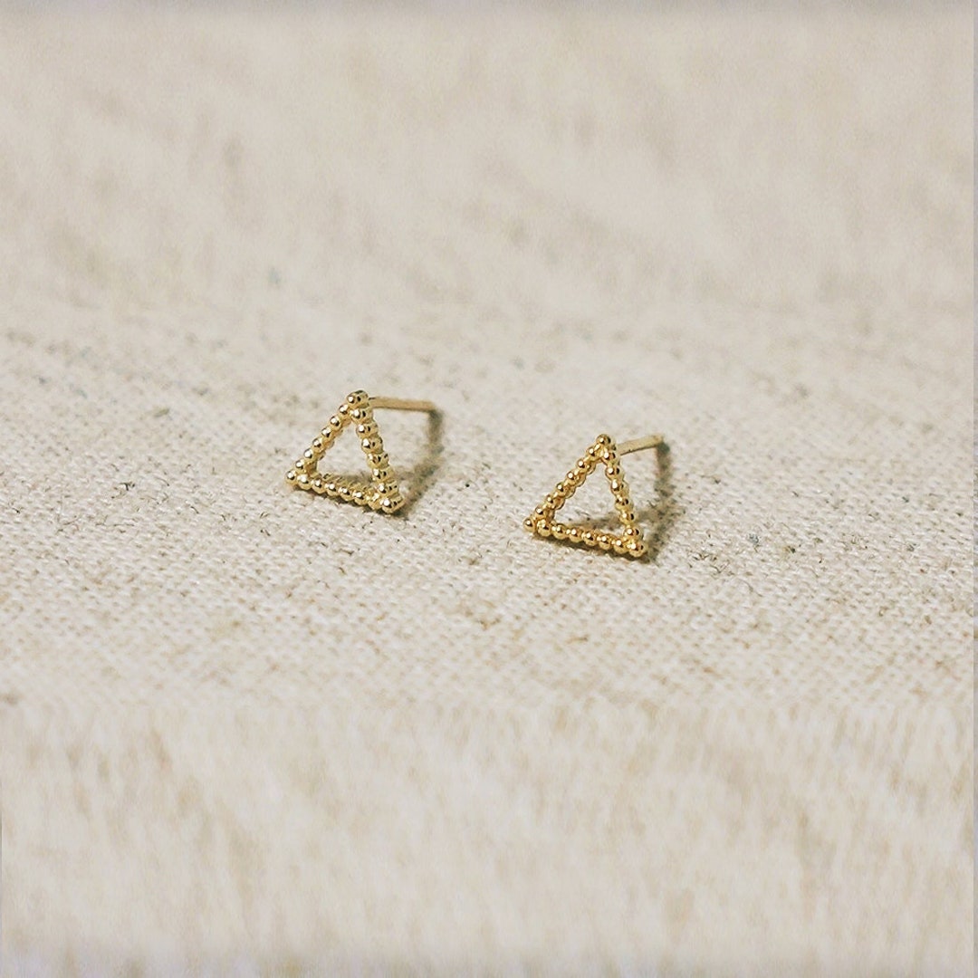10K Solid Gold Tiny Line Patterned Triangle Stud Earrings Real Gold ...
