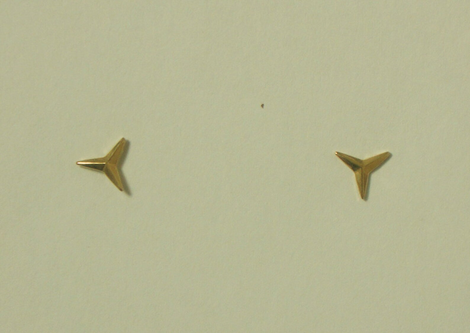 10K Solid Gold Tiny 3 Cones Stud Earrings Real Gold - TGE098 - Etsy