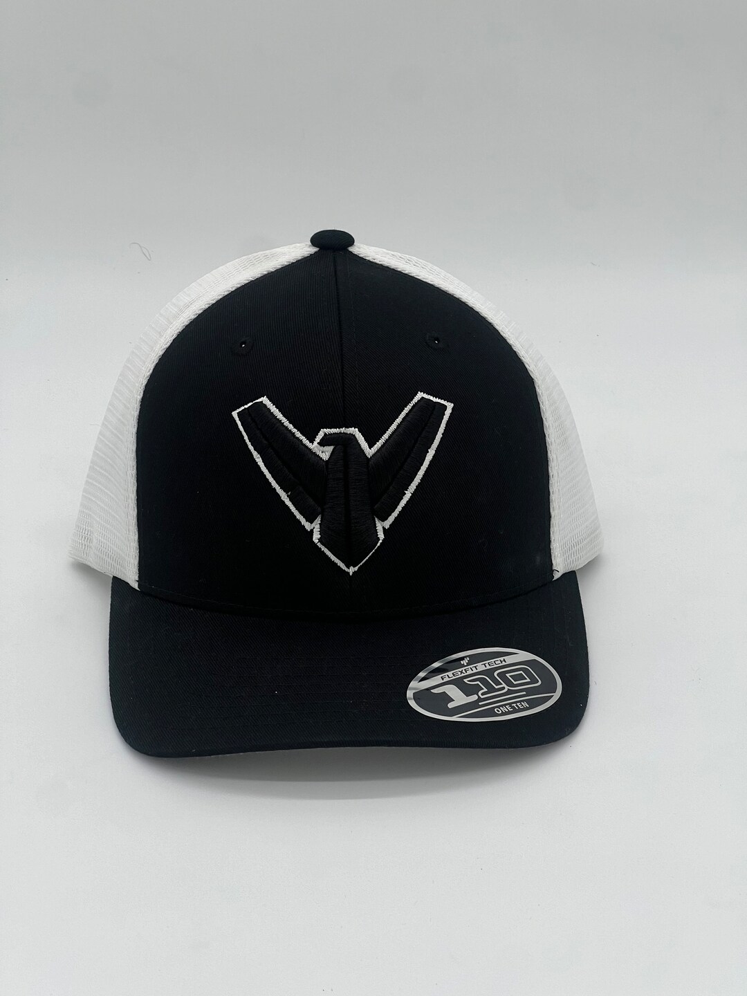 Nightwing Black and White Trucker Hat - Etsy