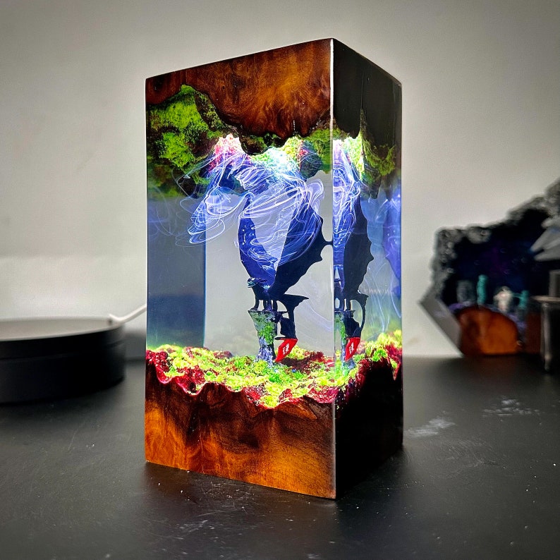 How to Train Your Dragon Toothless Epoxy Resin Wood Lamp, Custom ...