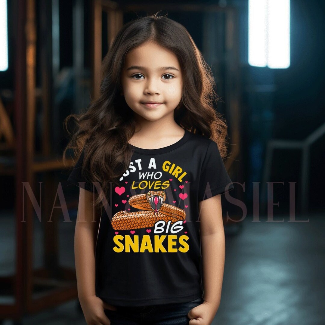 Snake Shirt, Snake Gifts, Just a Girl Who Loves Big Snakes Shirt ...
