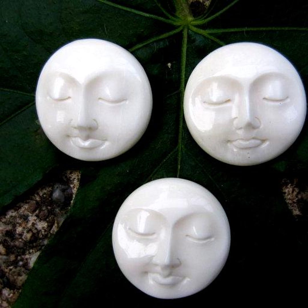 Hand Carved Face Moon 20 Mm, 3 Pieces , Buffalo Bone Carving G317 - Etsy