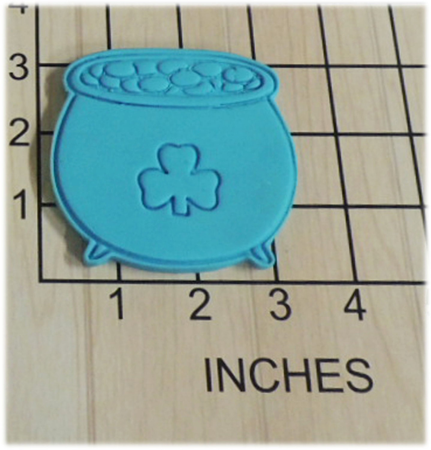 Pot of Gold Shamrock Saint Patrick's Day Fondant Cookie - Etsy