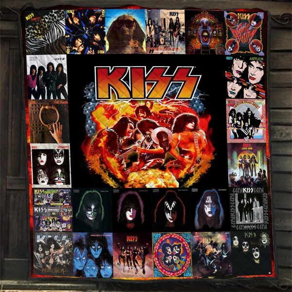 Kiss Quilt - Etsy
